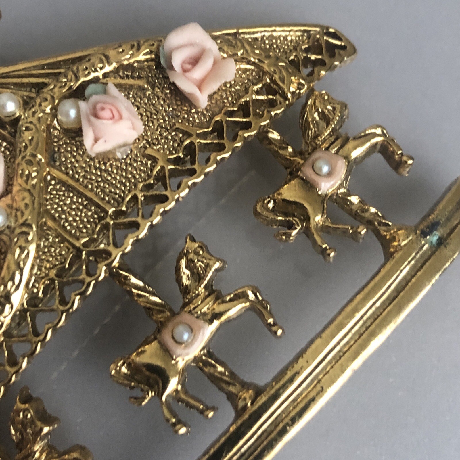 Vintage 1928 Jewelry Company Gold Tone Brooch Pin Carousel Carnival ...