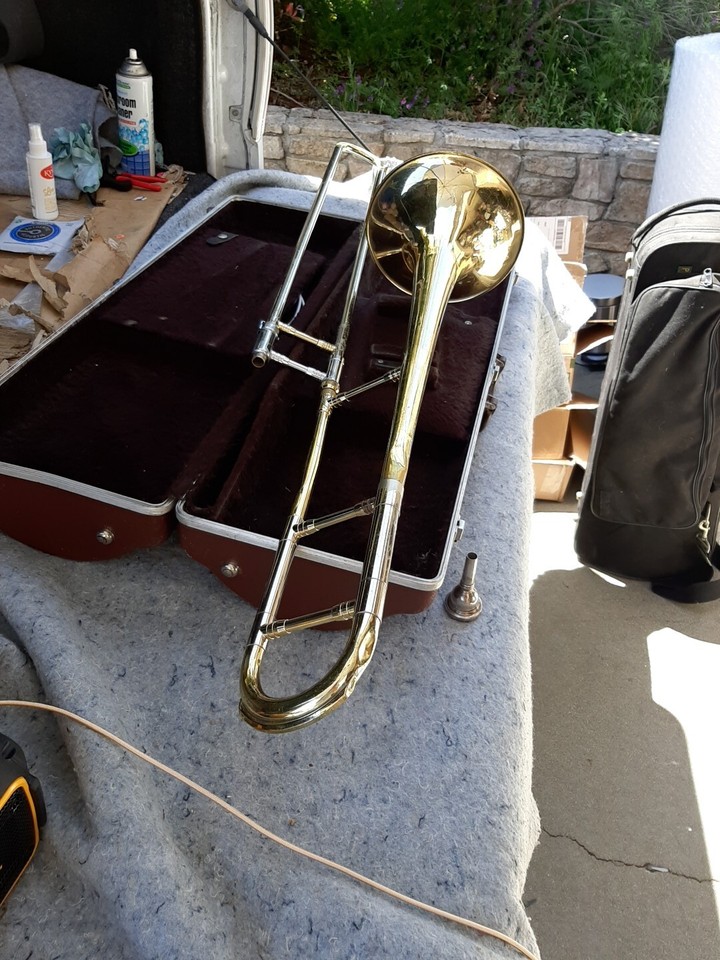 getzen trombone 300 Series With Case And Benge 12c Mouthpiece Great ...