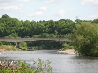Photo 6x4 The River Tyne north of the A69 bridge (4) Hexham c2009 | eBay