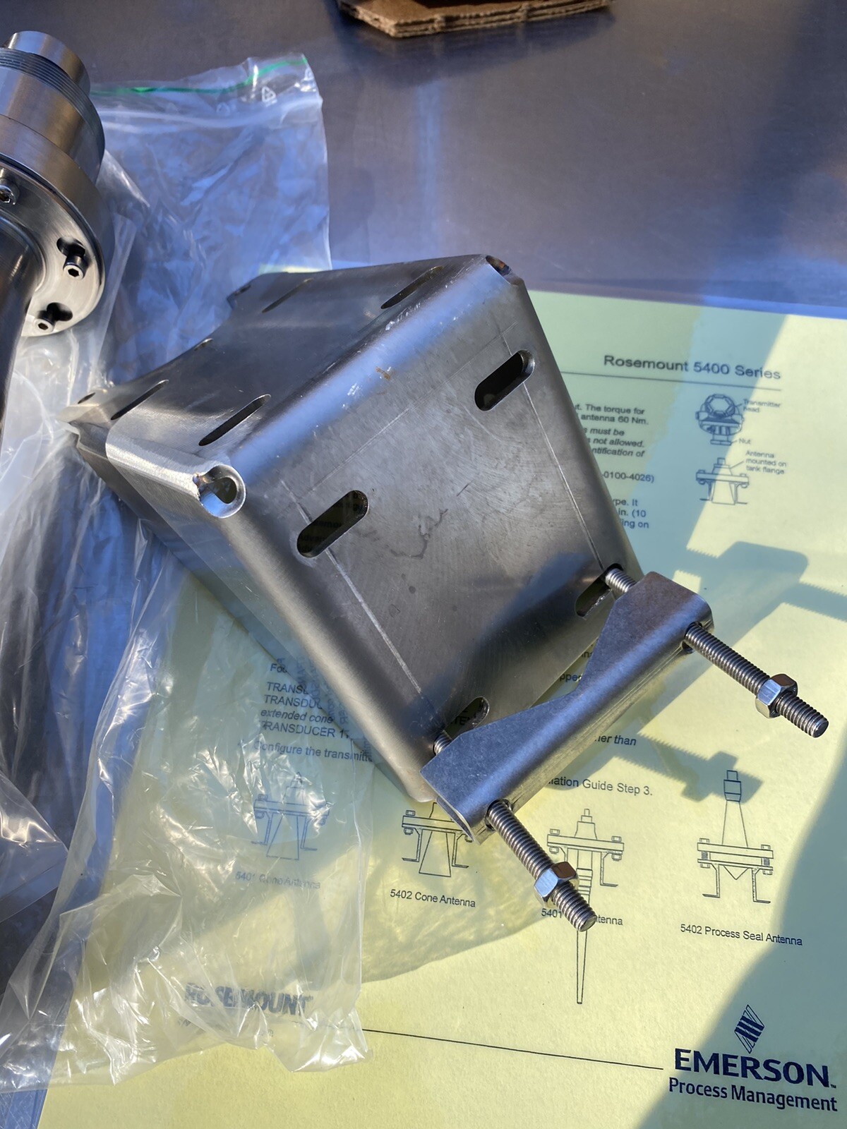 ROSEMOUNT 5402NN0NA4SPVBR 5402 Cone Antenna with Flange New | eBay