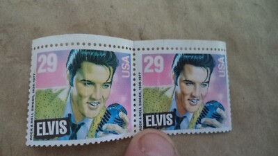 2 RARE ELVIS PRESLEY NAME ON STAMP error light pink U.S. 29 Cent ...