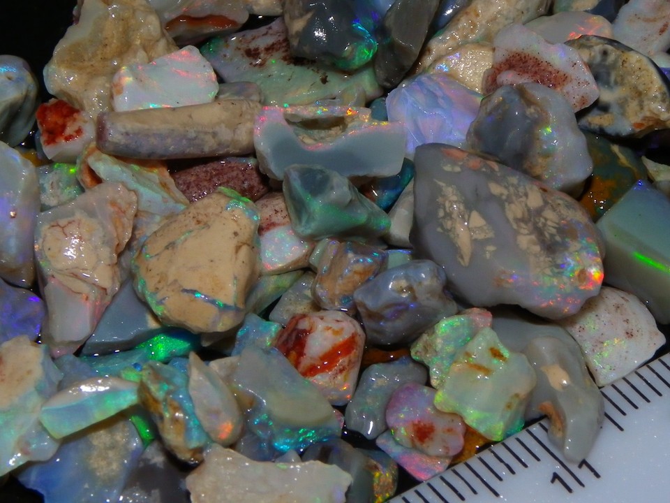 Nice Rough Lightning Ridge Opal 106cts Small Seam/Big Chips FIres ...