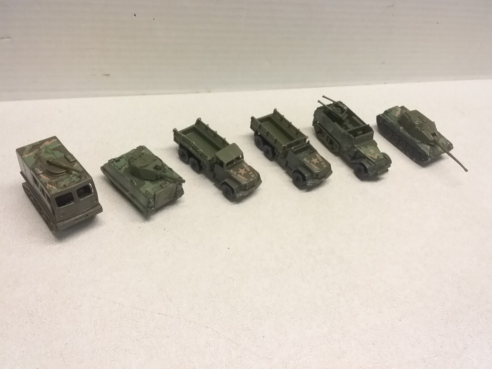VTG Hot Wheels Mattel Military Camo Lot of 6 Trucks Tanks 1970's 80's ...