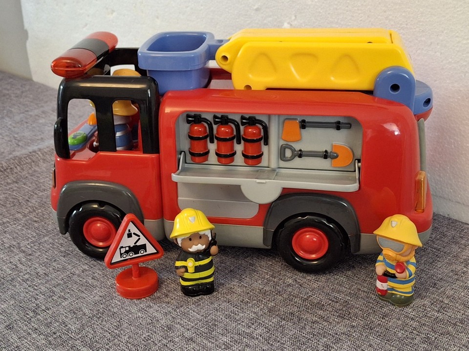 Elc Happyland Fire Engine With Working Lights & Sounds (See Video) + 4 ...