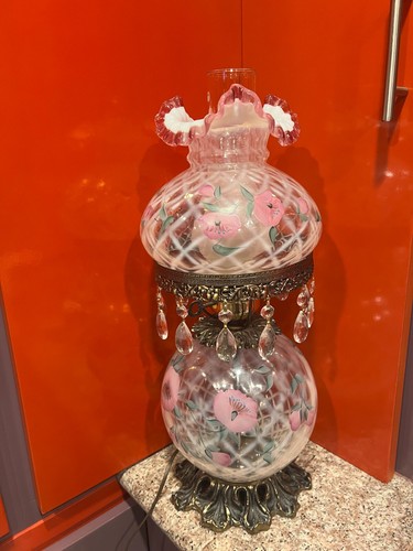 Fenton Lamp Rose Crest Trellis Lattice Diamond Optic Glass, Sign GWTW ...