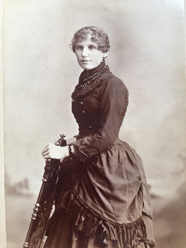 CABINET Card Beautifully Dressed Lady/ Chair POWELSON PHOTOGRAPHER ...