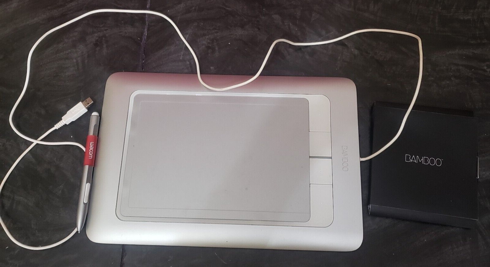 Wacom Bamboo Fun Graphics Drawing Tablet CTH-661 Silver w/ Stylus Pen ...