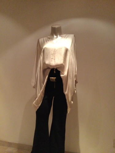 Blusentop oversize cremefarben von 38 bis 44 zu tragen neuwertig Seide ...