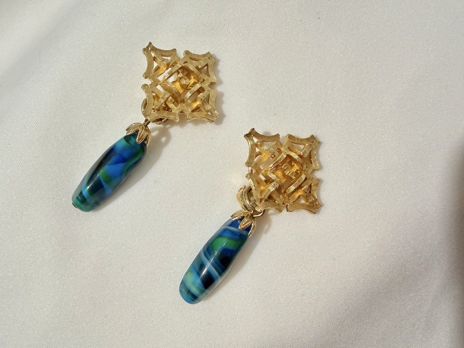 Rare Vintage Signed Napier Art Glass Drop Clip Earrin… - Gem