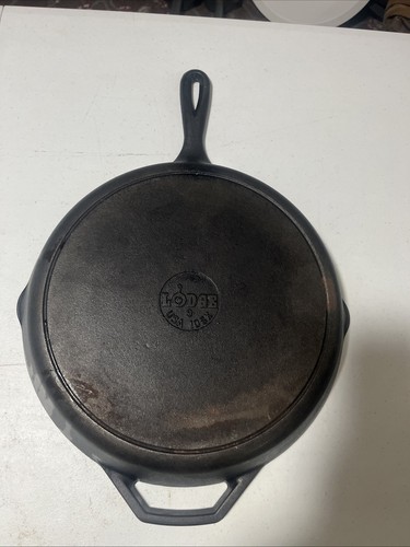Vintage Lodge 10 SK 12 Inch Cast Iron Skillet USA 9 Seasoned 2 Handles ...
