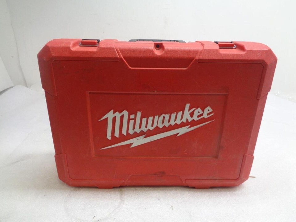 USED MILWAUKEE M18 10 TON KNOCKOUT TOOL FULL KIT W/ BATTERIES/CHARGER ...
