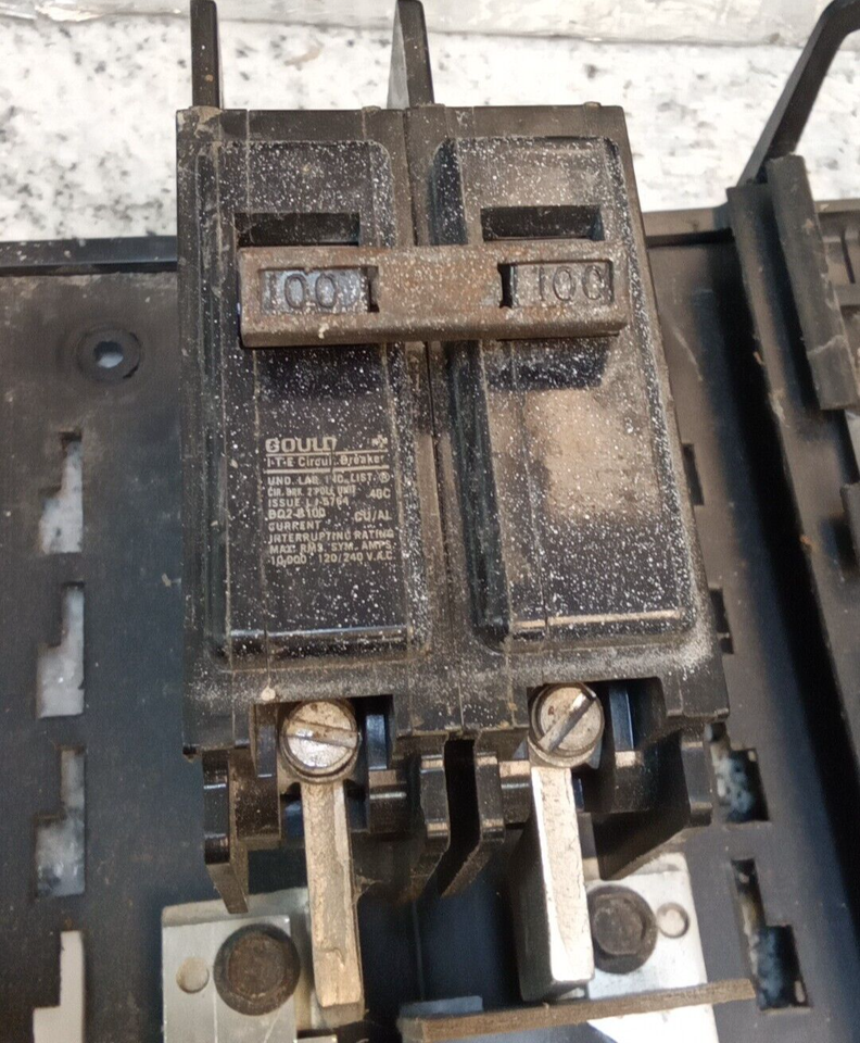 ITE/SIEMENS 100AMP /Main Bus Bar Breaker/ 20 Spaces /TYPE EQ-B2100 (8A1 ...