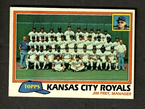 1981 Topps Baseball Kansas City Royals Team Set with George Brett Near ...