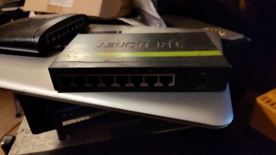 TRENDnet (TEG-S8g) 8 x 10/100/1000Mbps Auto-MDIX RJ-45 ports-Ports ...