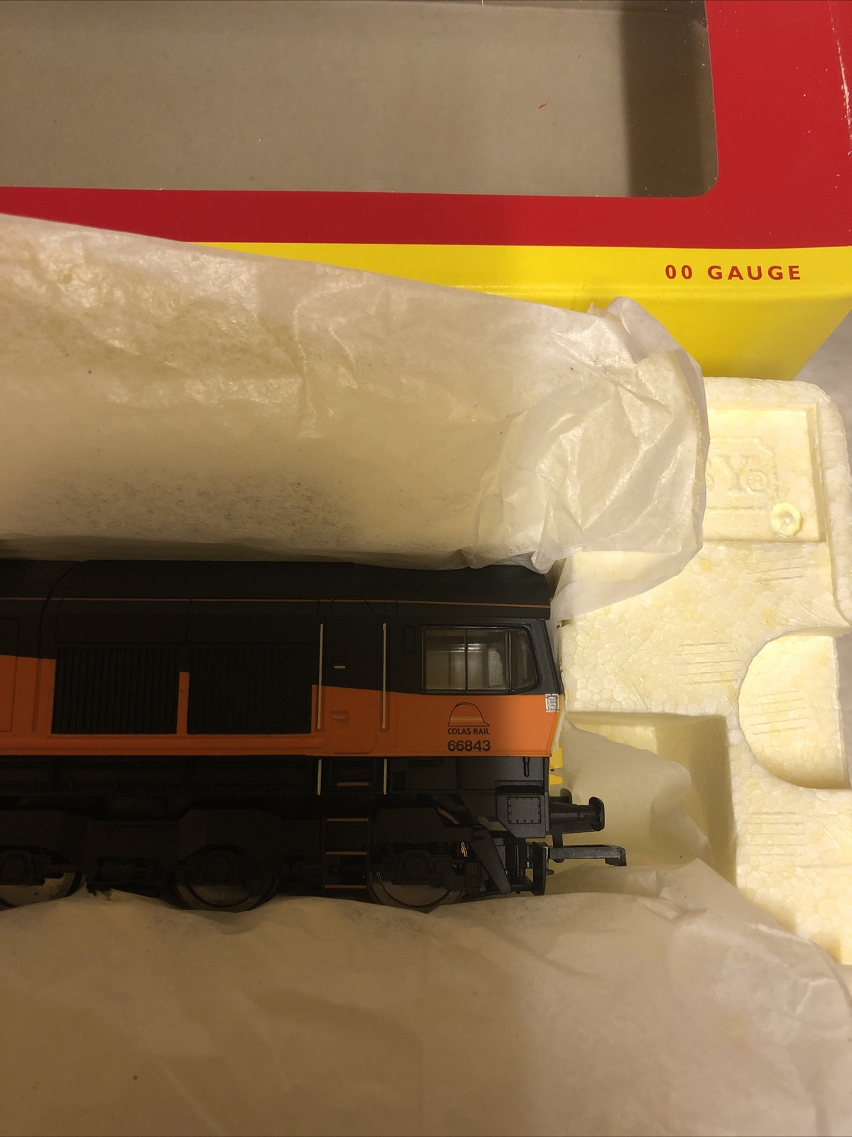 Hornby R3042 British Rail Class 66 66843 COLAS Electric Diesel ...