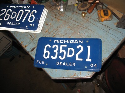 2004 MICHIGAN DEALER DEALERSHIP LICENSE PLATE SEVERAL LISTED 635 D 21 ...