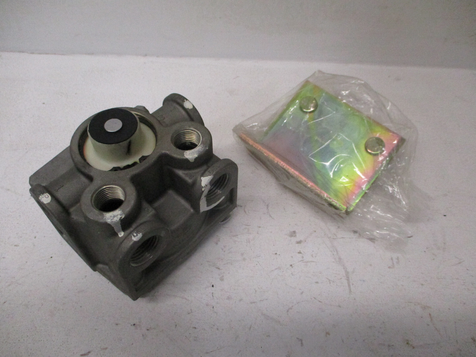 Bendix 3564370C91 for sale online | eBay