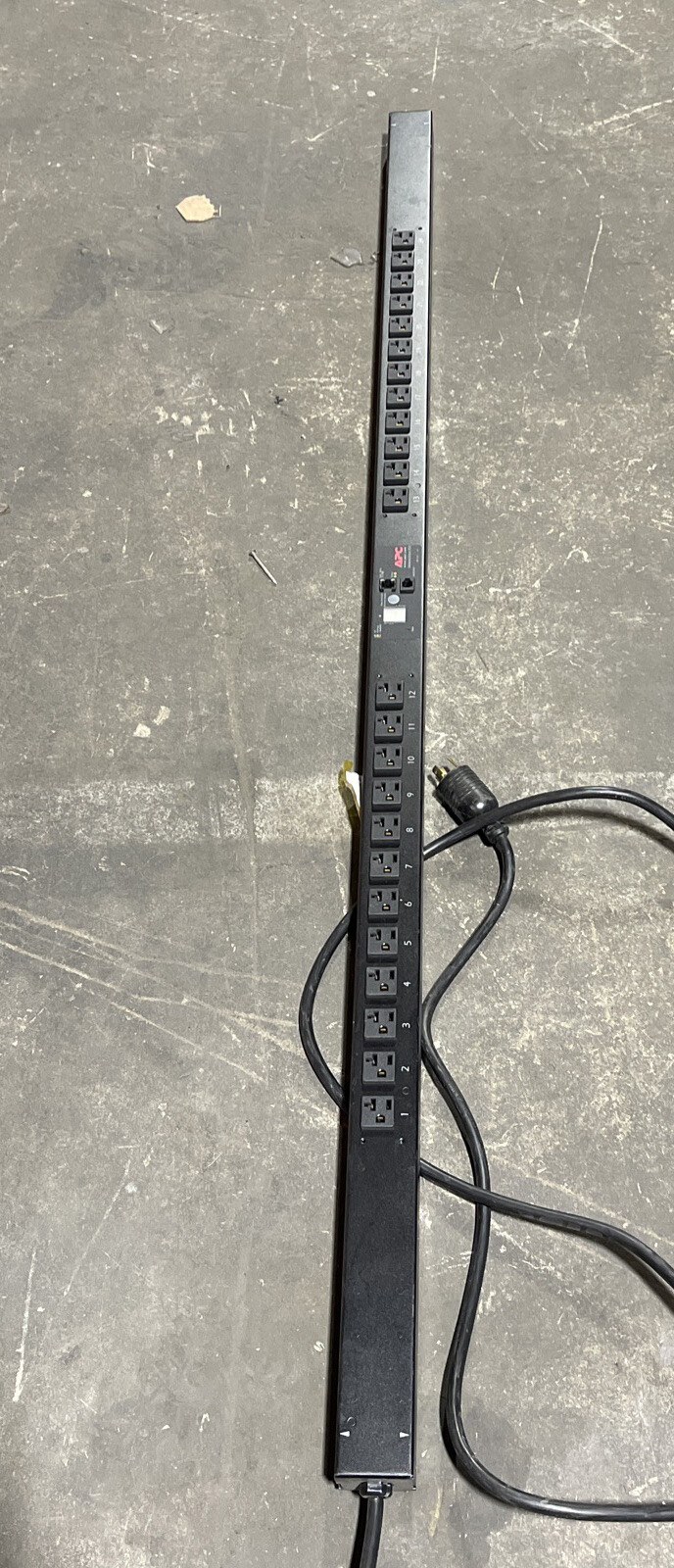 APC AP7830 Metered Rack PDU 20A 120V 24x NEMA 5-20R - switched for sale ...
