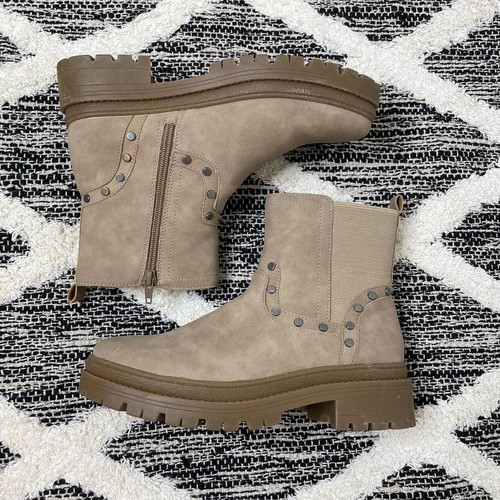 Target Beige Neutral Chunky Boot Womens size 7.5 | eBay