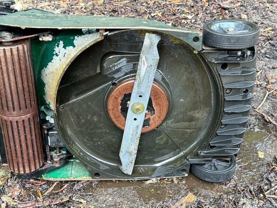 Hayter Harrier 56 Self Propelled Rotary Lawn Mower, Electric Start ...