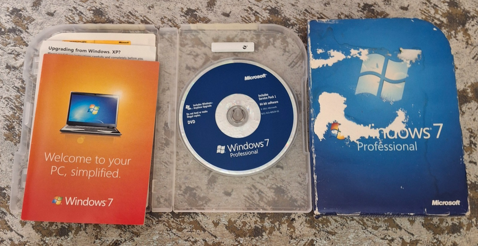 Windows 7 Professional 64-Bit & 32-Bit DVD Upgrade Product Key Status ...