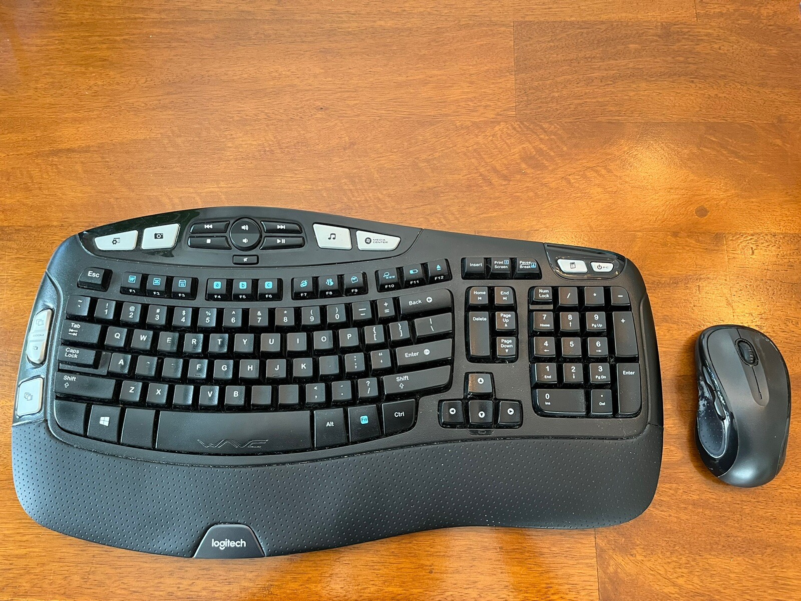 Logitech MK550 Wireless Wave K350 Keyboard and Mouse Combo BLACK | eBay