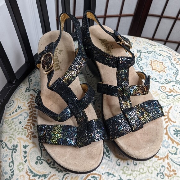 Women's Alegria Sarah Oh Snap Strappy Sandal Metallic… - Gem
