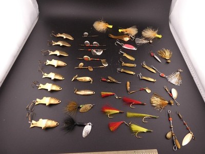 44 PC VINTAGE FISHING LURE LOT SPOONS SPINNERS JIGS FLIES BLUE FOX ...