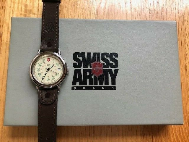 Swiss Army Men's Cavalry Field Watch Marlboro Country Store - New/Mint ...