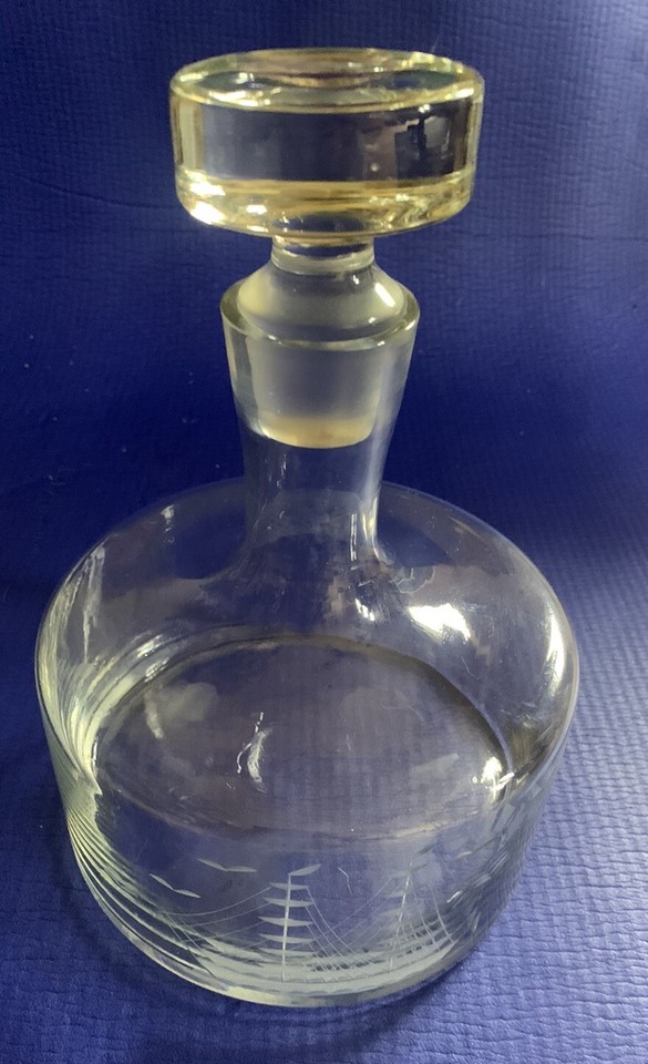 Vtg Crystal Decanter Etched Schooner w. Stopper & 6 Matching Cocktail ...