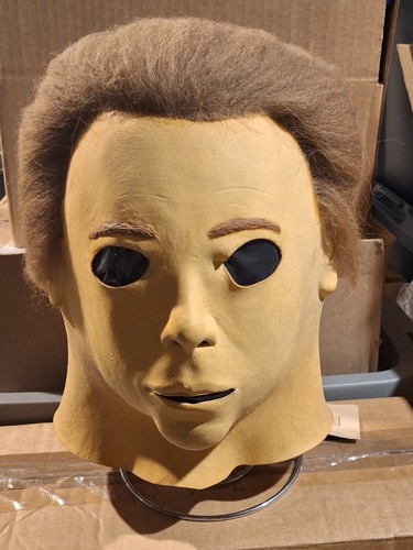 Vintage Tagged 1985 Don Post "The Mask" The Mask Michael Myers ...