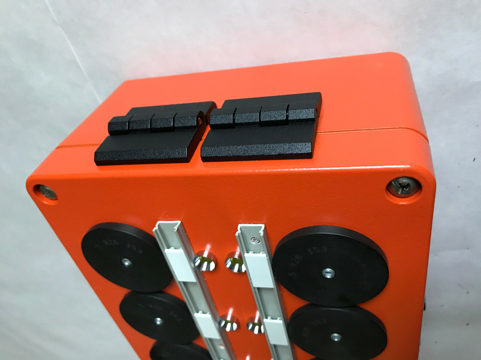 CLECO S133411,DGD S133411 SYSTEM BUS 8 POSITION SOCKET TRAY,110,S 926 ...