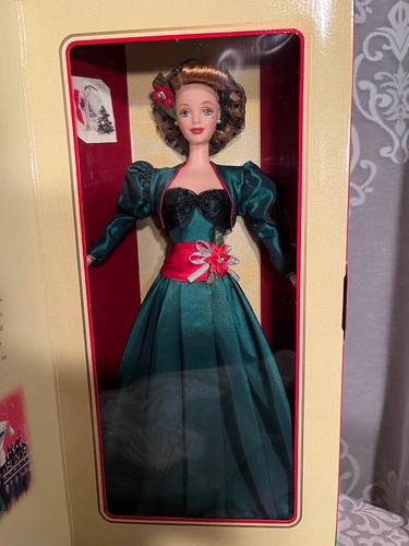 Holiday Sensation Barbie Doll Homecoming Collector Edition Series ...