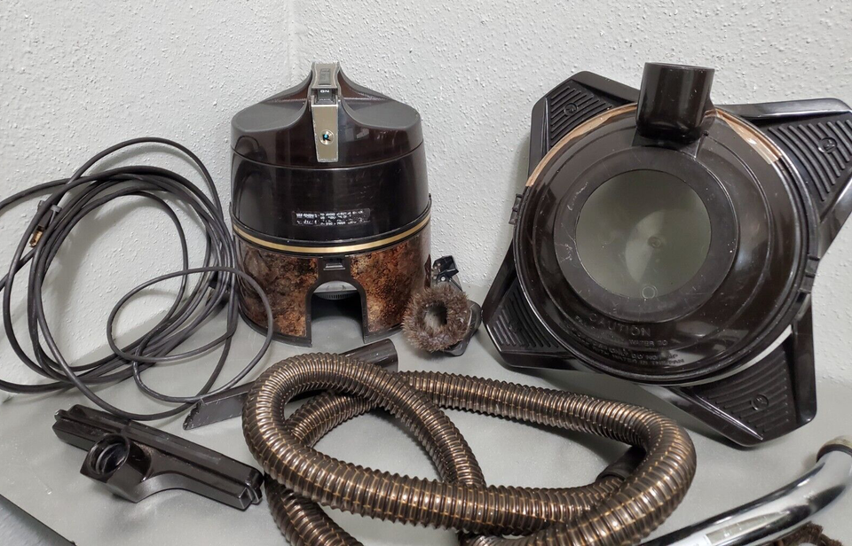 Rainbow SE Model D4C Canister Vacuum MFG. BY CADILLAC, MICHIGAN (WORKS ...