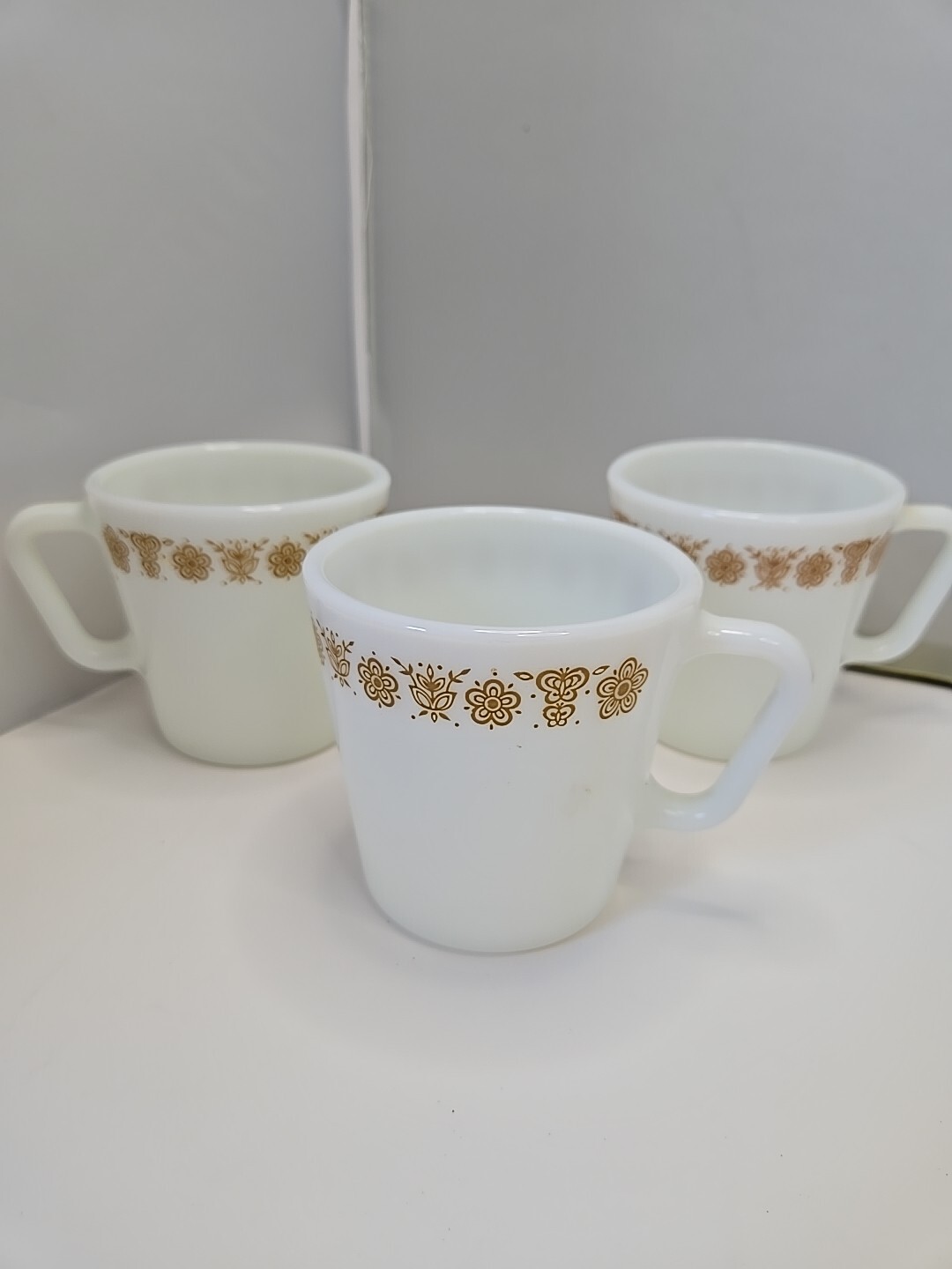 Lot of 3 Vintage PYREX #1410 Butterfly Gold D Handle Coffee Tea Mug Cup ...