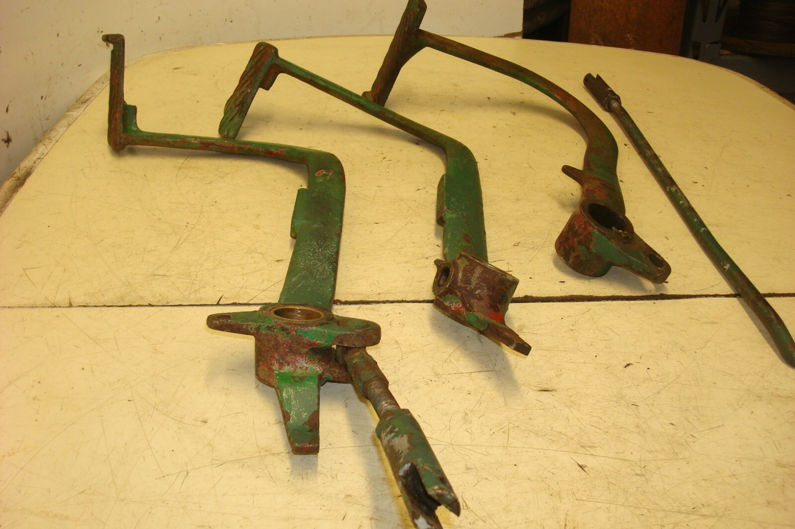 Oliver 1250 Gas Tractor Brake & Clutch Pedals | eBay
