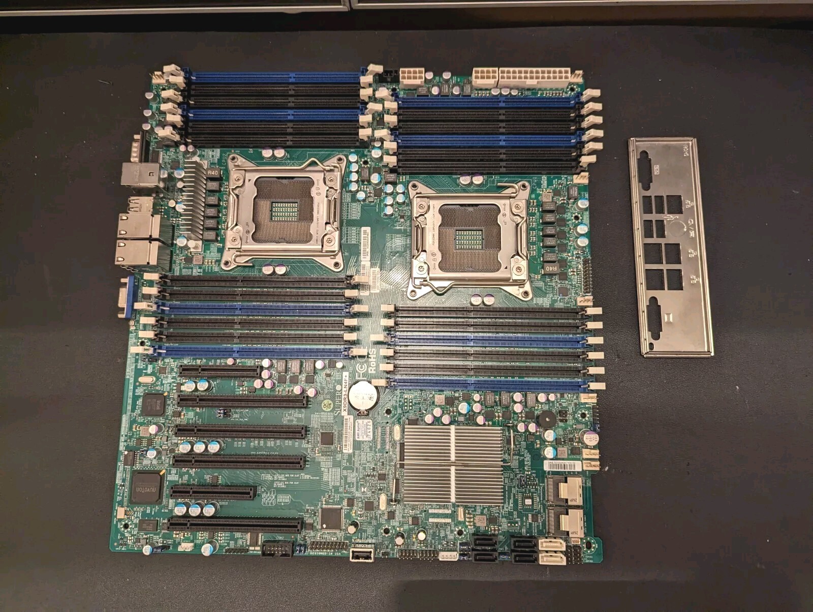 Supermicro X9DR3-LN4F+ Server Workstation Motherboard EEATX DDR3 Dual ...