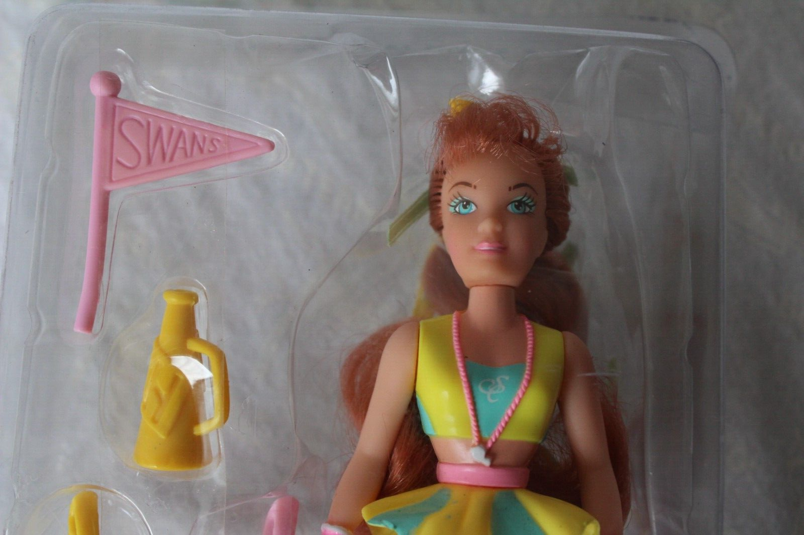 Swans Crossing Hangin' Out - Gloria GLORY Booth Figure - Opened w ...