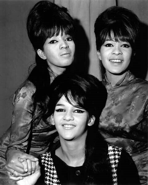The Ronettes Ronnie Spector Estelle Bennett & Nedra Talley 24x36 Poster ...