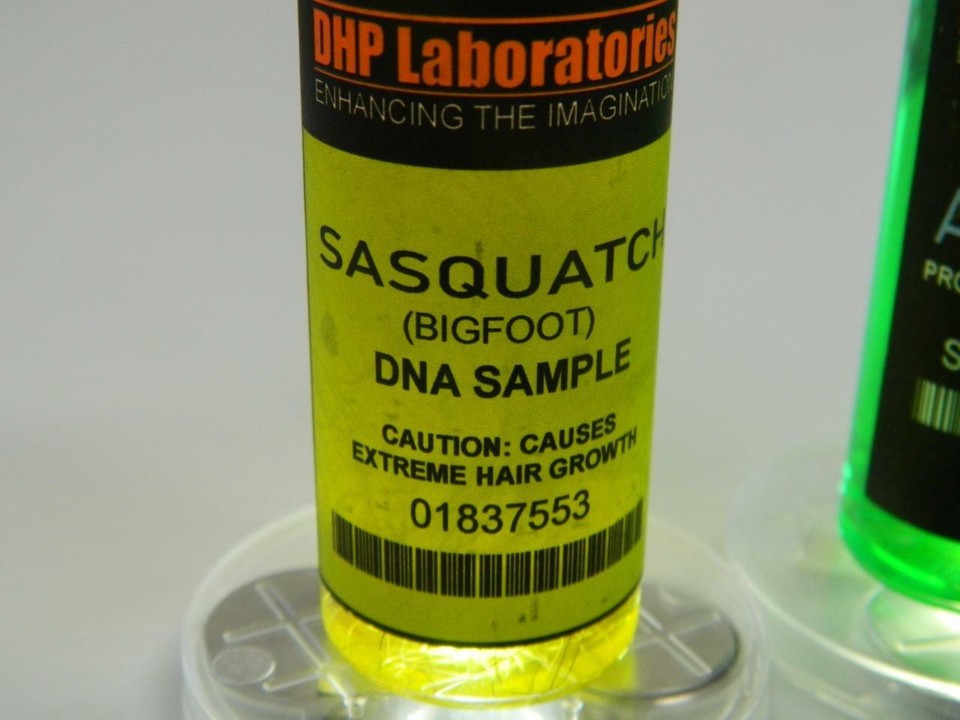 Sasquatch, Area 51 Alien DNA Combo Halloween Prop Cosplay Real Medical ...
