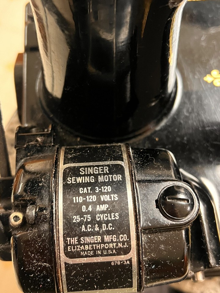 SINGER 221 Featherweight Sewing Machine | eBay