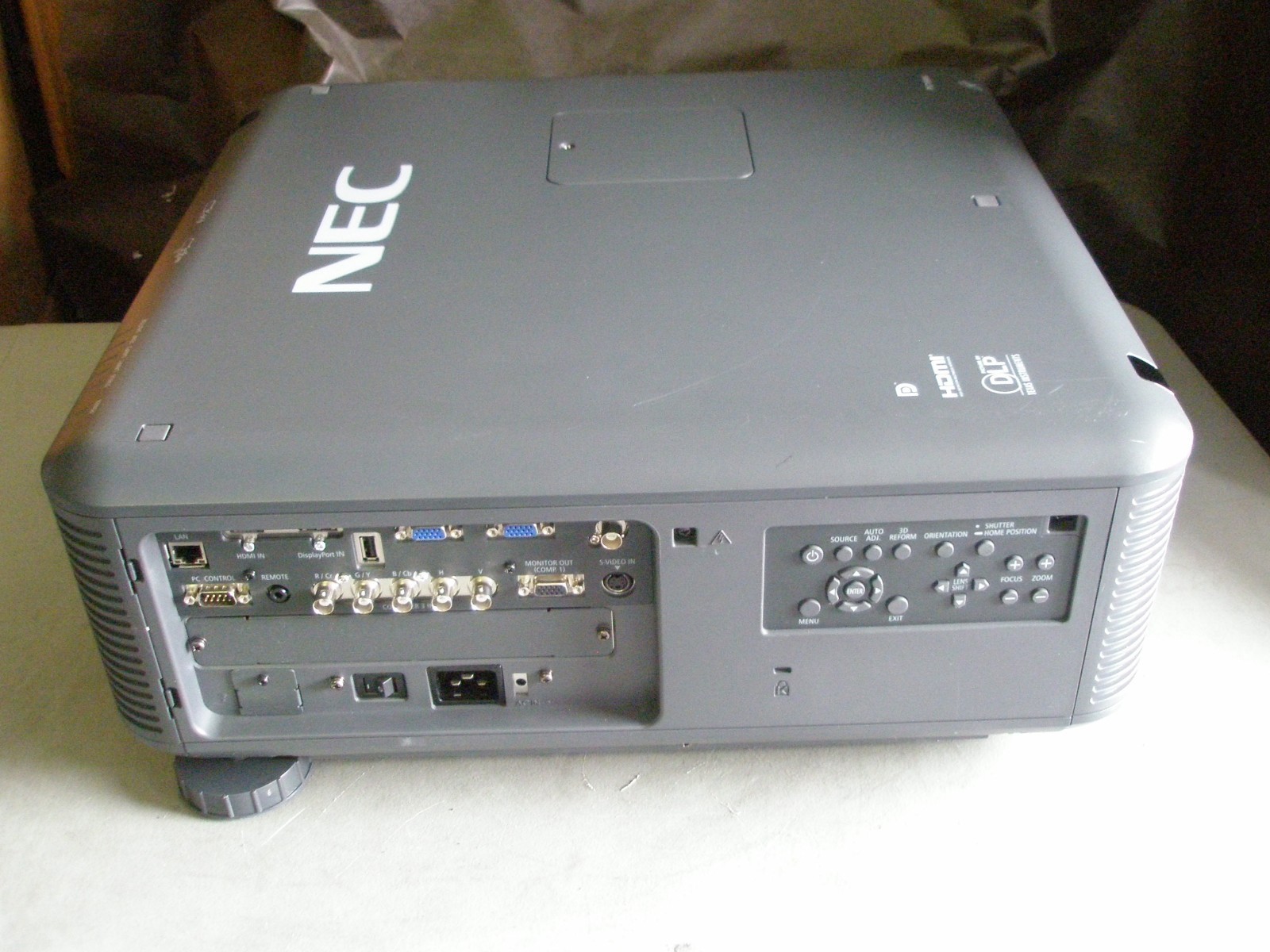 NEC NP-PX700W DLP WXGA PROJECTOR, 7000 LUMENS! LOW OVER-ALL HOURS, GOOD ...