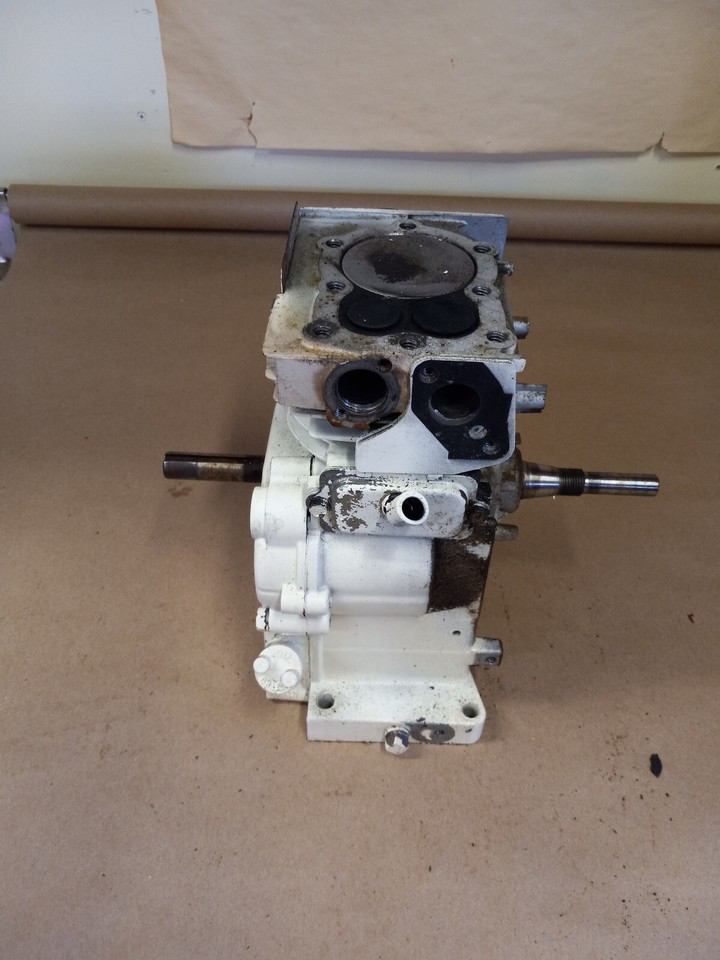 Vintage Genuine OEM Briggs & Stratton 3hp Block Cylinder engine # 80202 ...