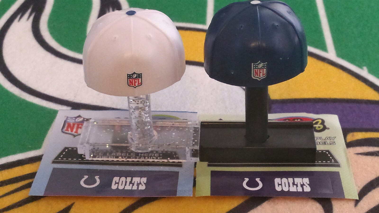 NFL Mad Lids Series 1&2 Indianapolis Colts 2-pack (2 caps/stands ...