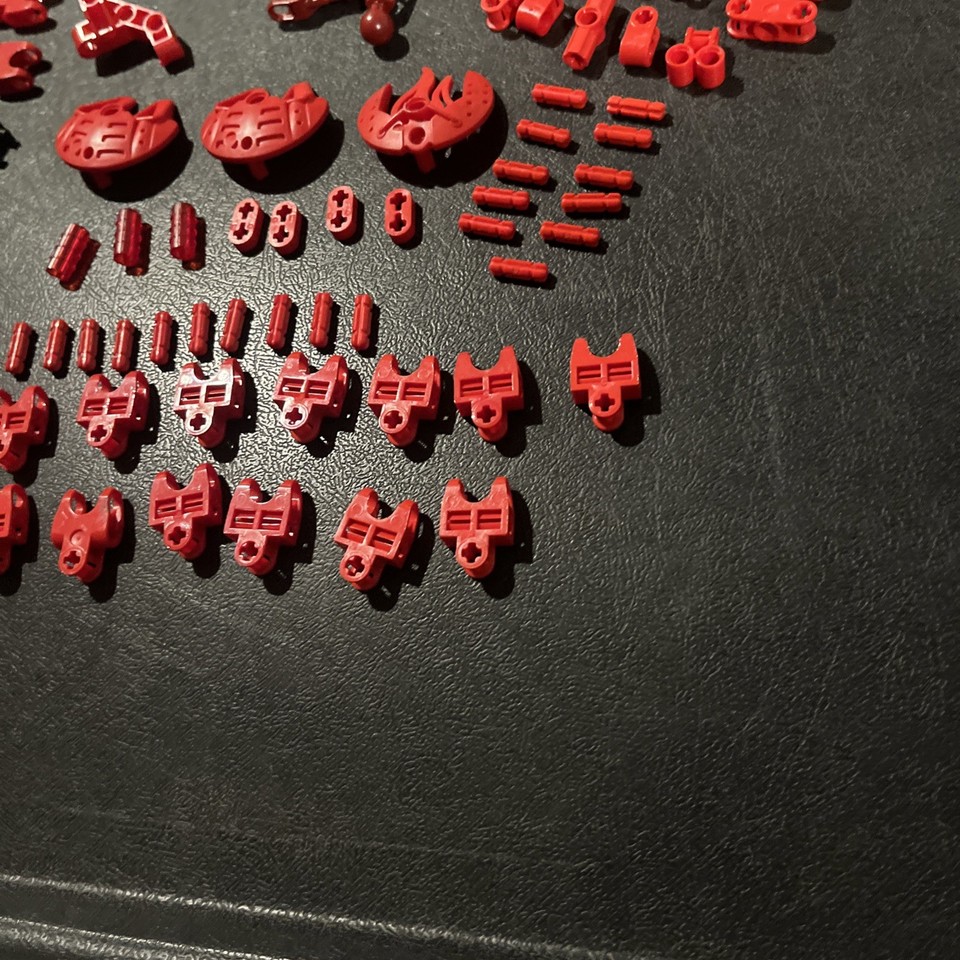 Bionicle Heroes LEGO Legends Of Chima Pieces Lot. Red lot over 100 ...