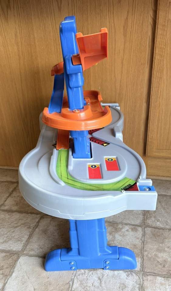 Step2 Hot Wheels Road Rally Raceway Due-Cast Car Play Table | eBay