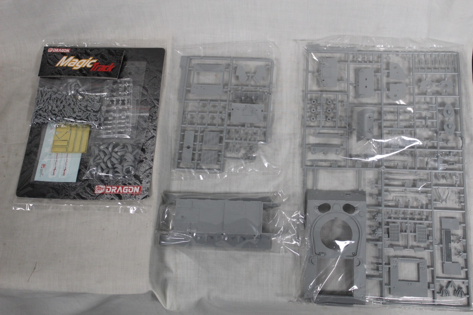 Dragon #6183 M4A3E8 ThunderBolt VII 1:35- Model Kit | eBay
