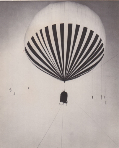 1957 Press Photo Atomic Balloon with Nuclear Bomb Test Inside at Nevada ...