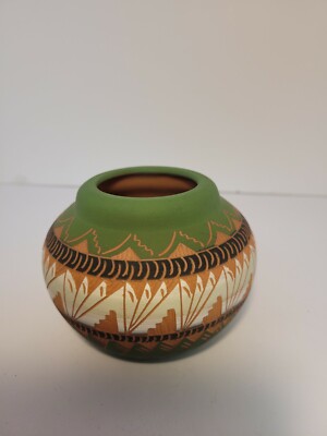 Vintage P. Nez Navajo Hand Made Pot Signed American South West Classic ...