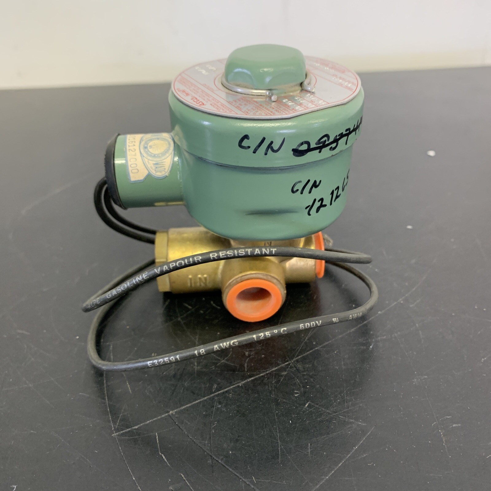 ASCO 80033 2-Way Solenoid Valve 3/8" NPT, 120 VAC 60 Hz, 8223A24 | eBay
